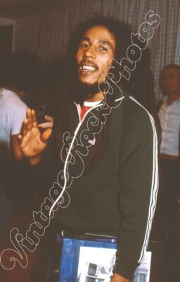 BOB MARLEY - Milano italy 28 june 1980 San Siro backstage photo XL ...