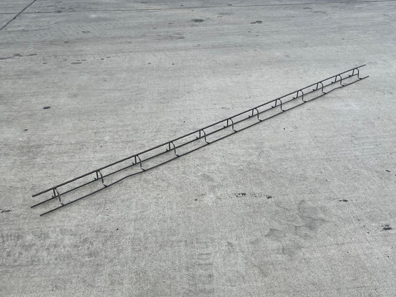 Sandbaggy Concrete Slab Bolster Upper - Continuous Rebar Chairs (5 ft ...