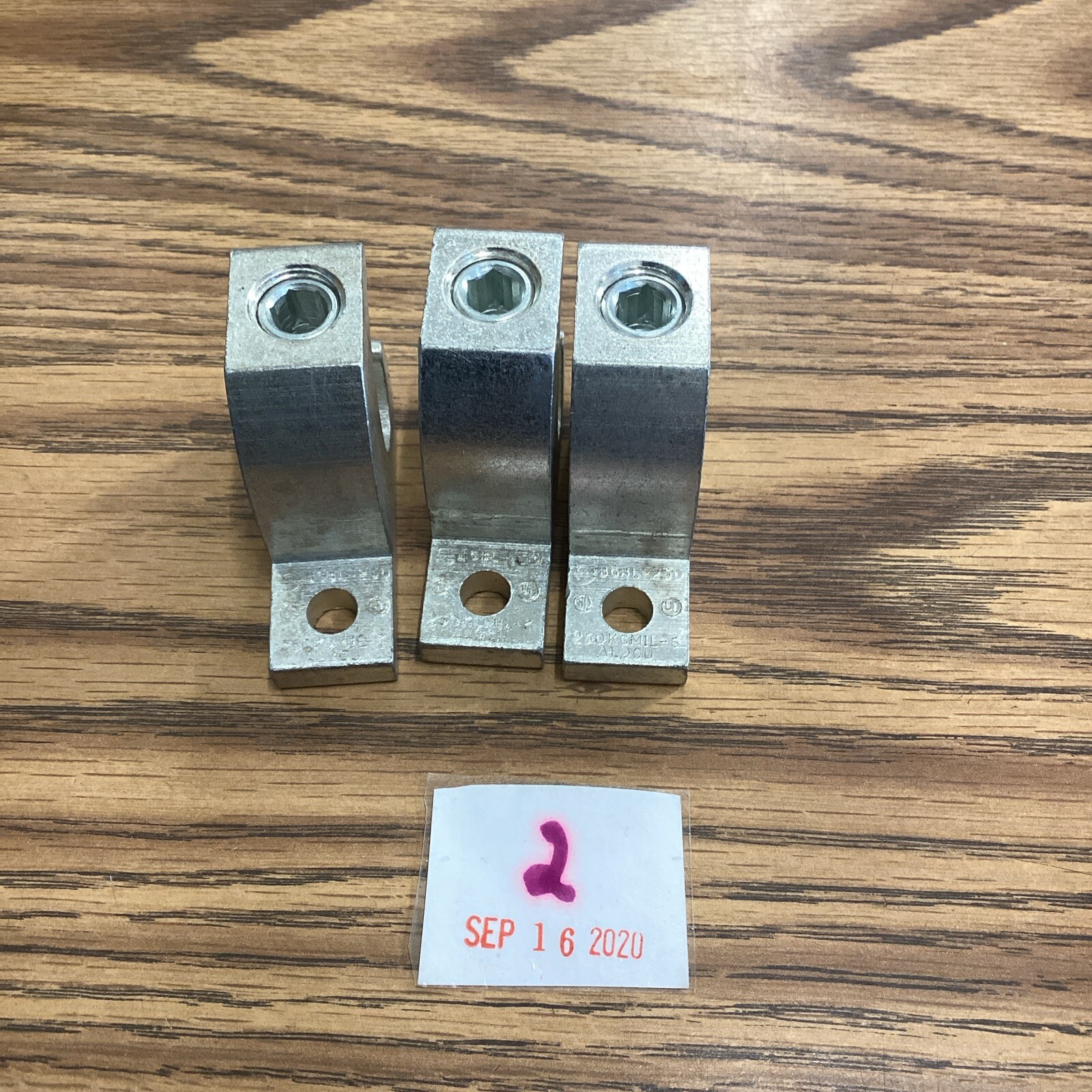 Lot Of 3 Burndy Bgbl250 Mechanical Conn Lug 250 Kcmil To 6 Awg | eBay