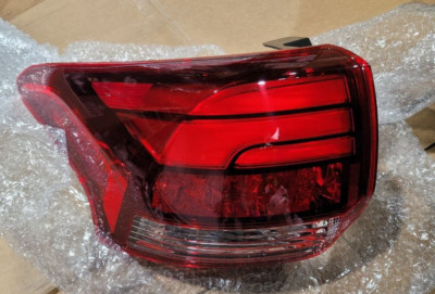 2016-2020MITSUBISHI OUTLANDER REAR LEFT SIDE OUTER TAILLIGHT LIGHT LAMP ...