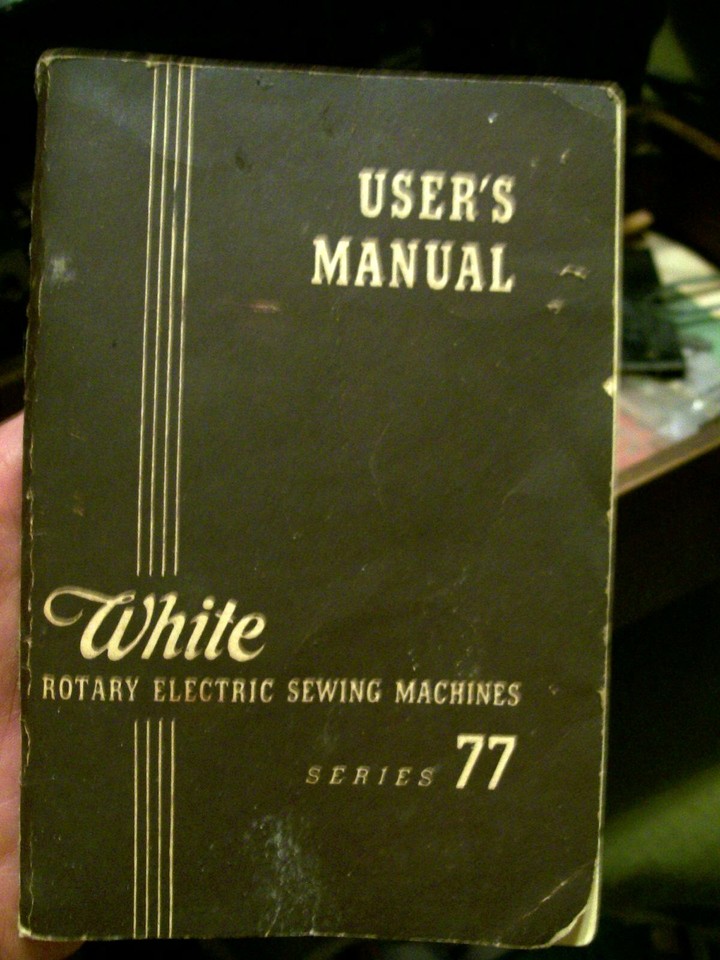 VINTAGE SEWING MACHINE WHITE ROTARY WITH CARRYING CASE SERIES 77 ...