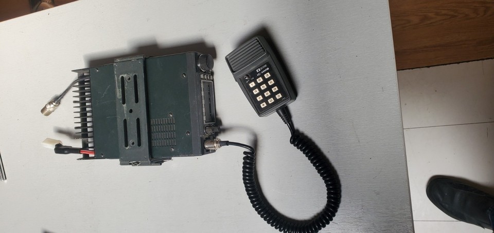 Icom IC 28H VHF Mobile Transceiver With Microphone & Quick Release ...