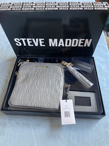 BOXED STEVE MADDEN BBABI GIFT SET W CARD CASE KEY CHAIN CROSSBODY BAG ...