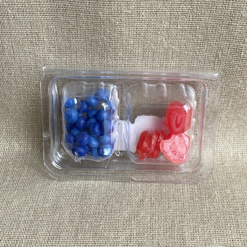 MGA Miniverse Make It Mini Hello Kitty Food Sanrio (Strawberries ...