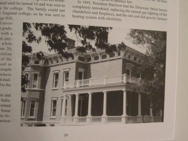 Cabins, Cottages and Mansions : Homes of the Presidents of the United ...