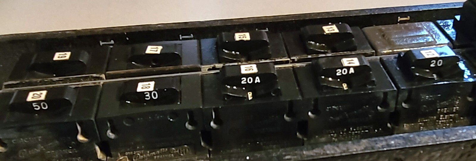 120 Amp, 20 Circuit, Pushmatic Panel buss With All Working Breakers! | eBay