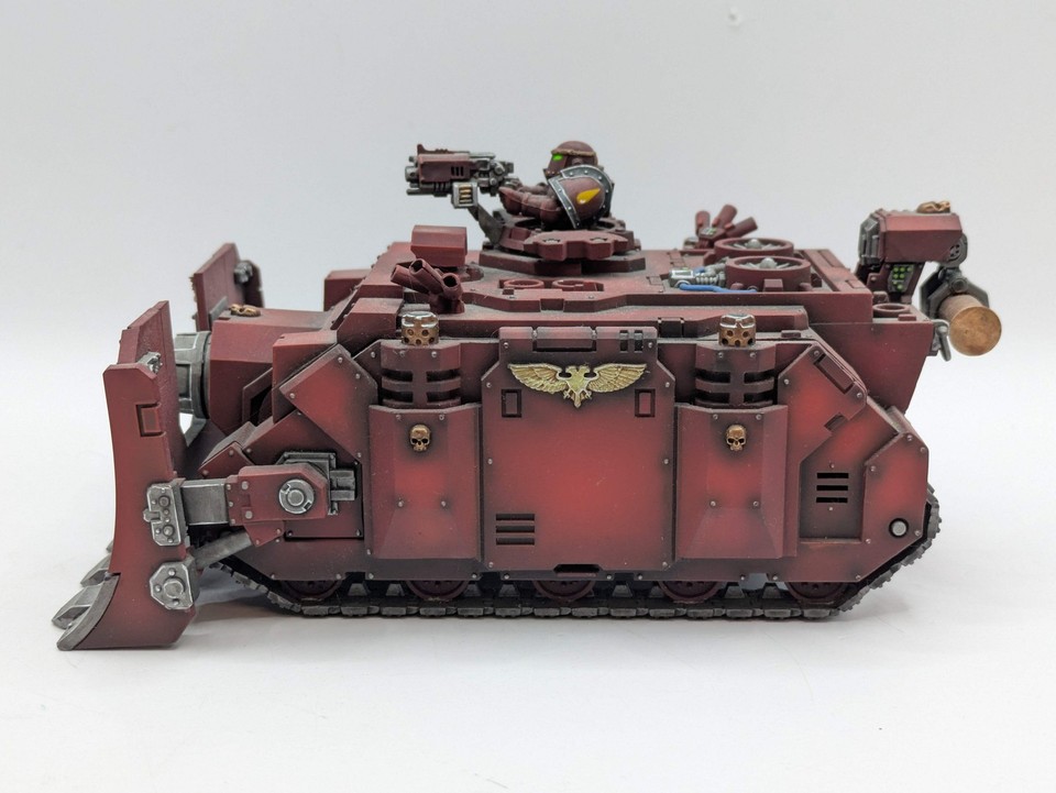 Warhammer 40k: Space Marine Blood Angels Vindicator - Well Painted ...