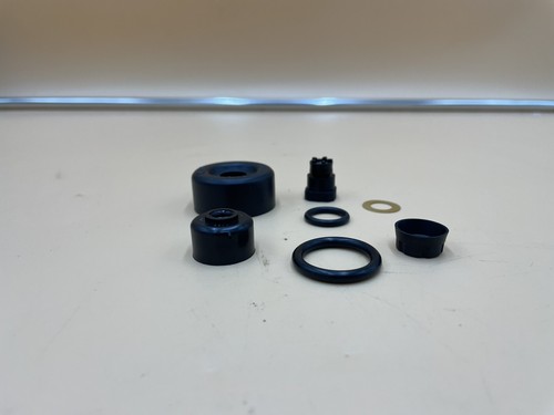 TRIUMPH REAR MASTER CYLINDER REBUILD KIT 99-2768 TR7 T140 T150 T160 750 ...