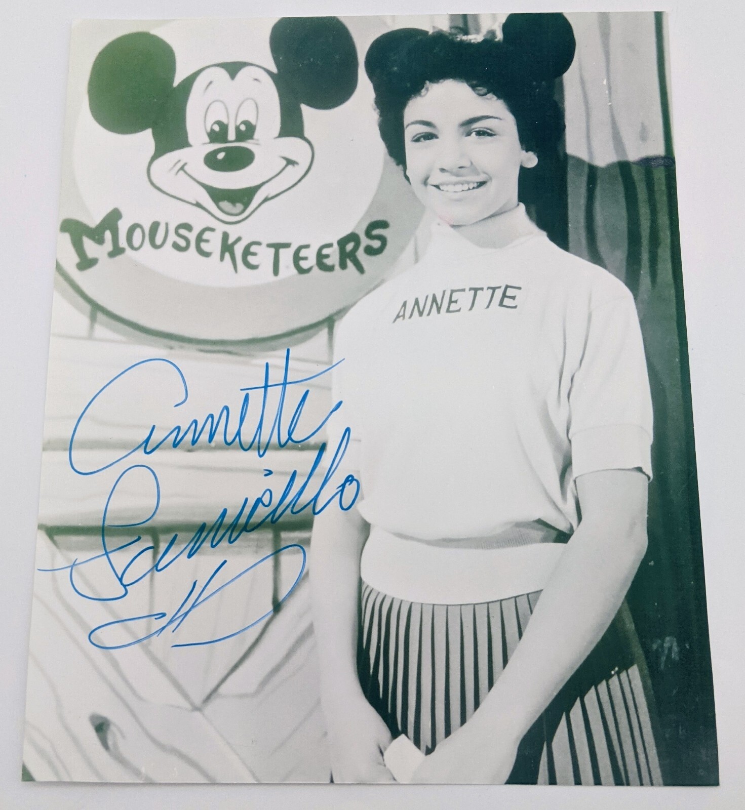 Annette Funicello Autograph Hand-Signed 8 x 10 Photograph Mouseketeers ...