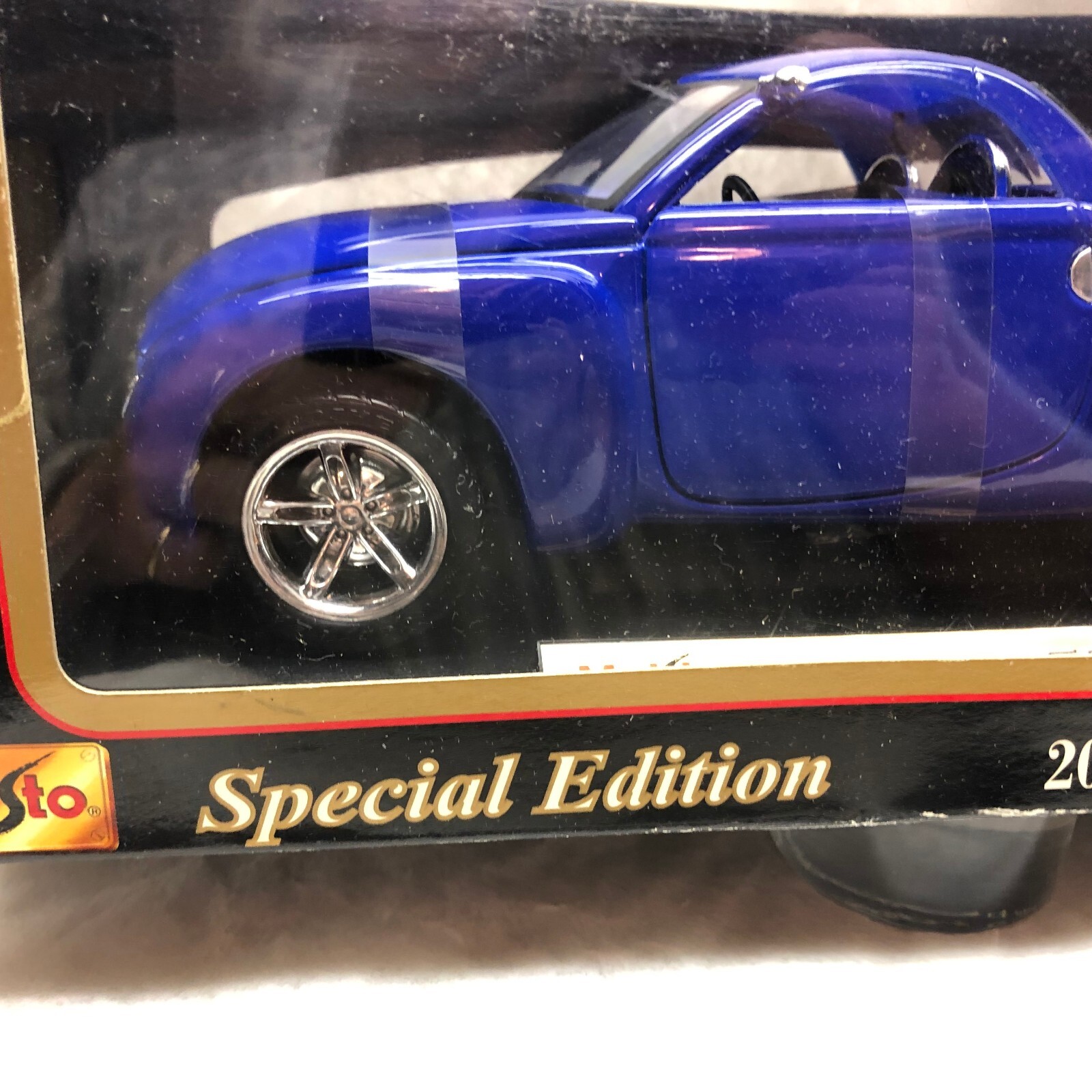 Toy Truck Special Edition 2000 Chevrolet SSR Concept by Maisto New In ...