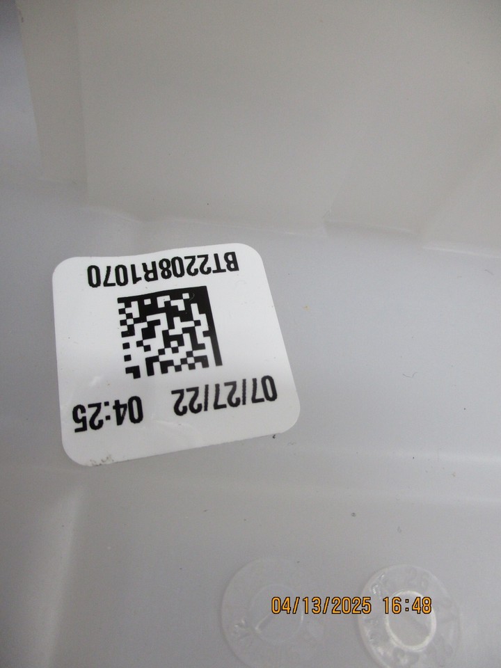 Genuine OEM VOLVO D13 COOLANT RESERVOIR 23911823 23915461 | eBay