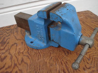 Vises - Vise Model