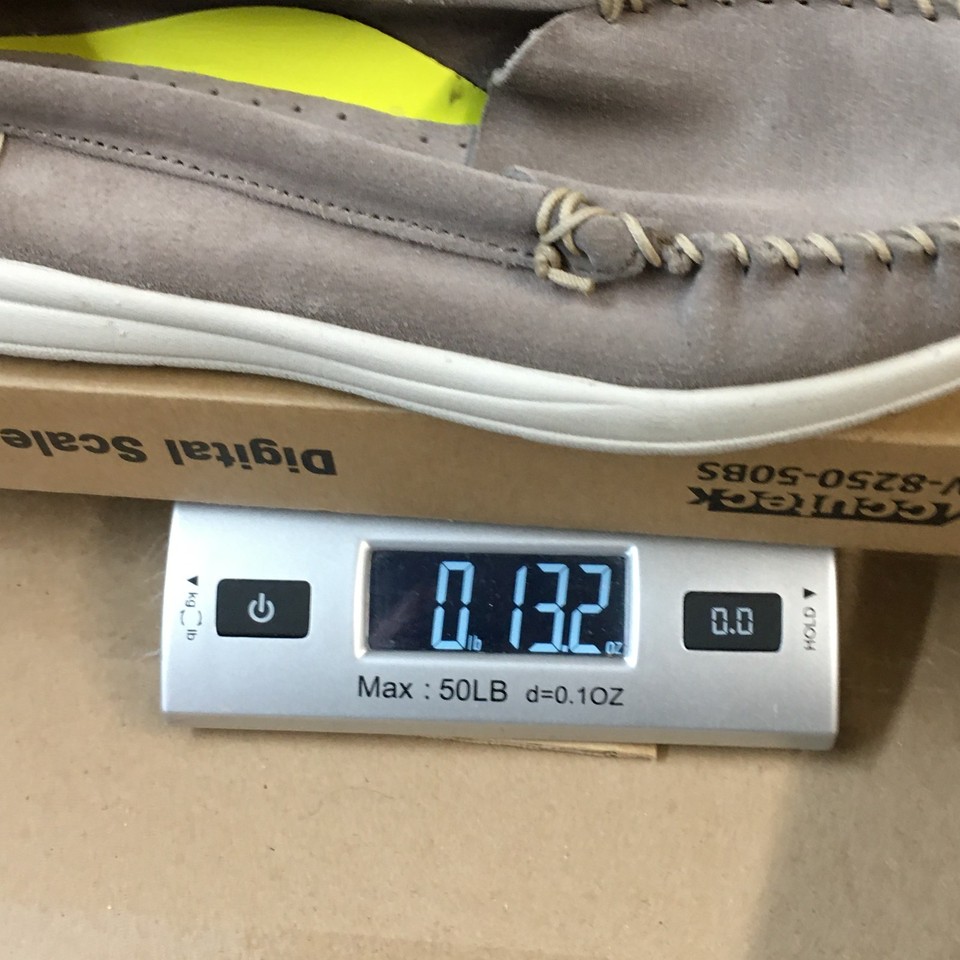 Minnetonka Shoes Womens 8 Discover Classic Loafers Beige Suede Moc Toe ...