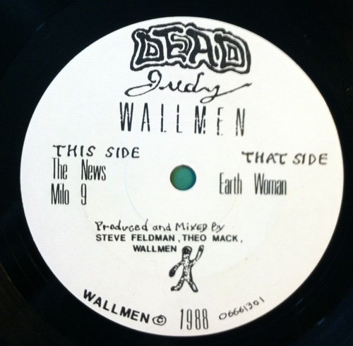 1988 🔥THE WALLMEN🔥 45 Record The News Milo 9 Earth Woman Dead Judy FREE ...