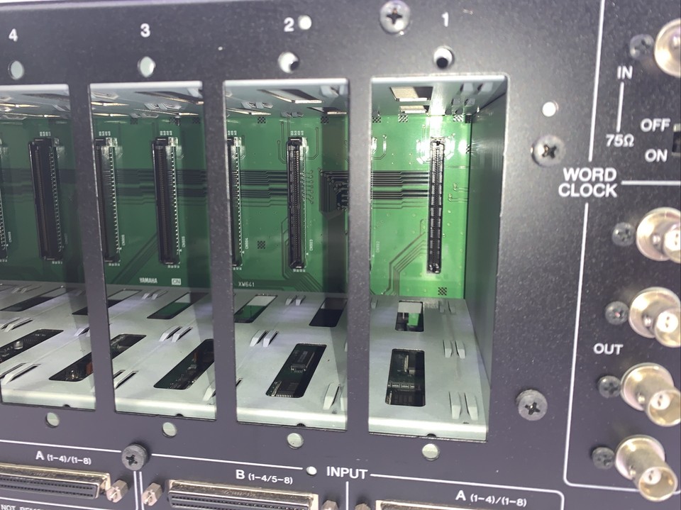 Yamaha DIO 8 Digital IO Box with Power Cable, No Input/Output Cards ...