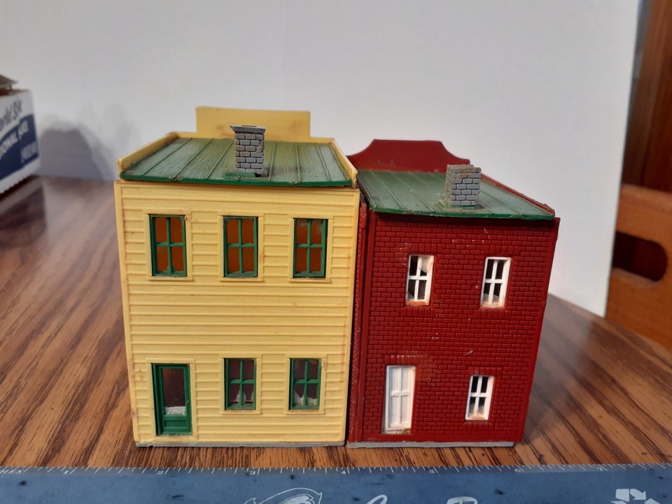 AHM HO scale General Store & Billard assembled buildings | eBay