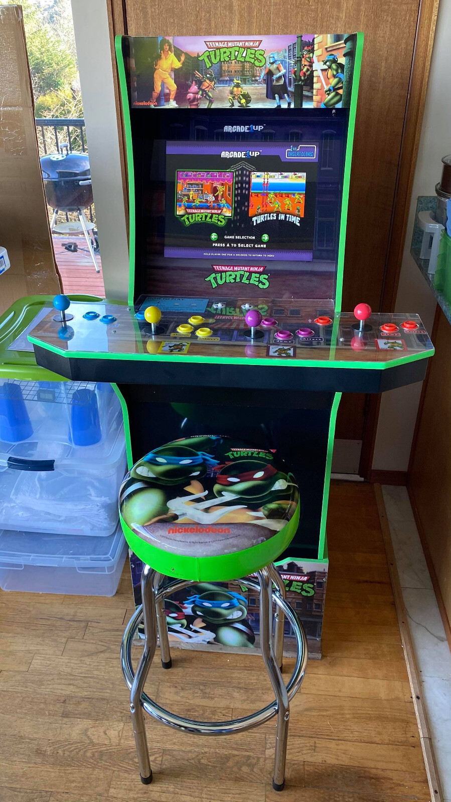 Arcade1Up Teenage Mutant Ninja Turtles Arcade Machine with Riser Stool ...
