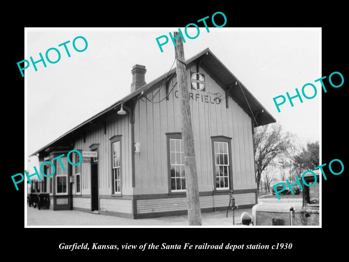 OLD POSTCARD SIZE PHOTO OF GARFIELD KANSAS THE RAILROAD DEPOT STATION ...