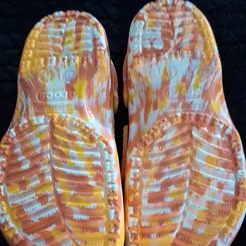 Crocs Honey Nut Cheerios Bee Orange Yellow Cartoon Patterned Women's ...