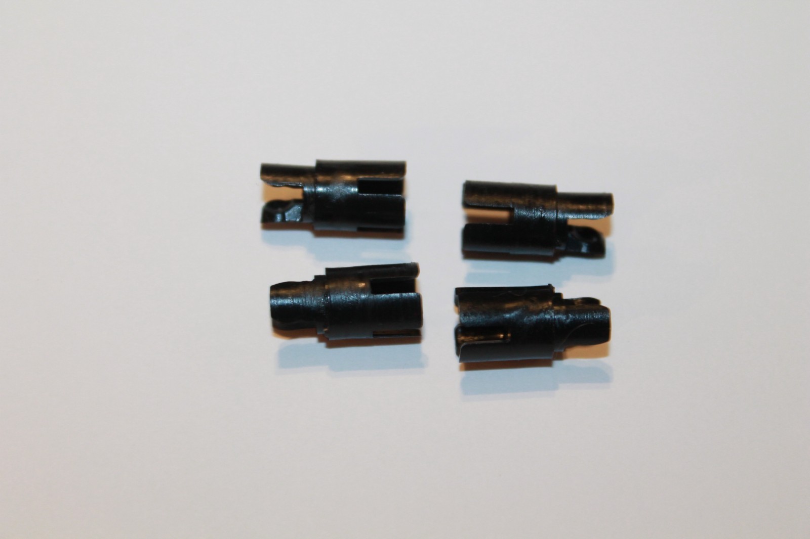 ** Athearn Blue Box Loco Parts ** 1-4 Pack of 41017 Loco Slotted Drive ...