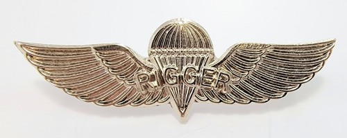Philippine AFP Army Parachute Rigger Airborne Wings Medal Badge Pin in ...