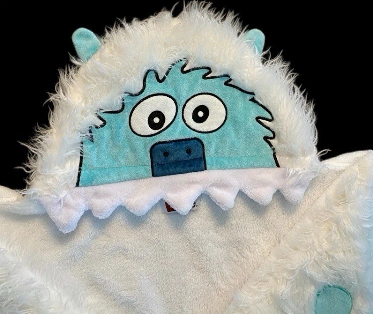 Lazy One Wearable Hooded Blanket for Kids Animal Hooded Blanket YETI | eBay
