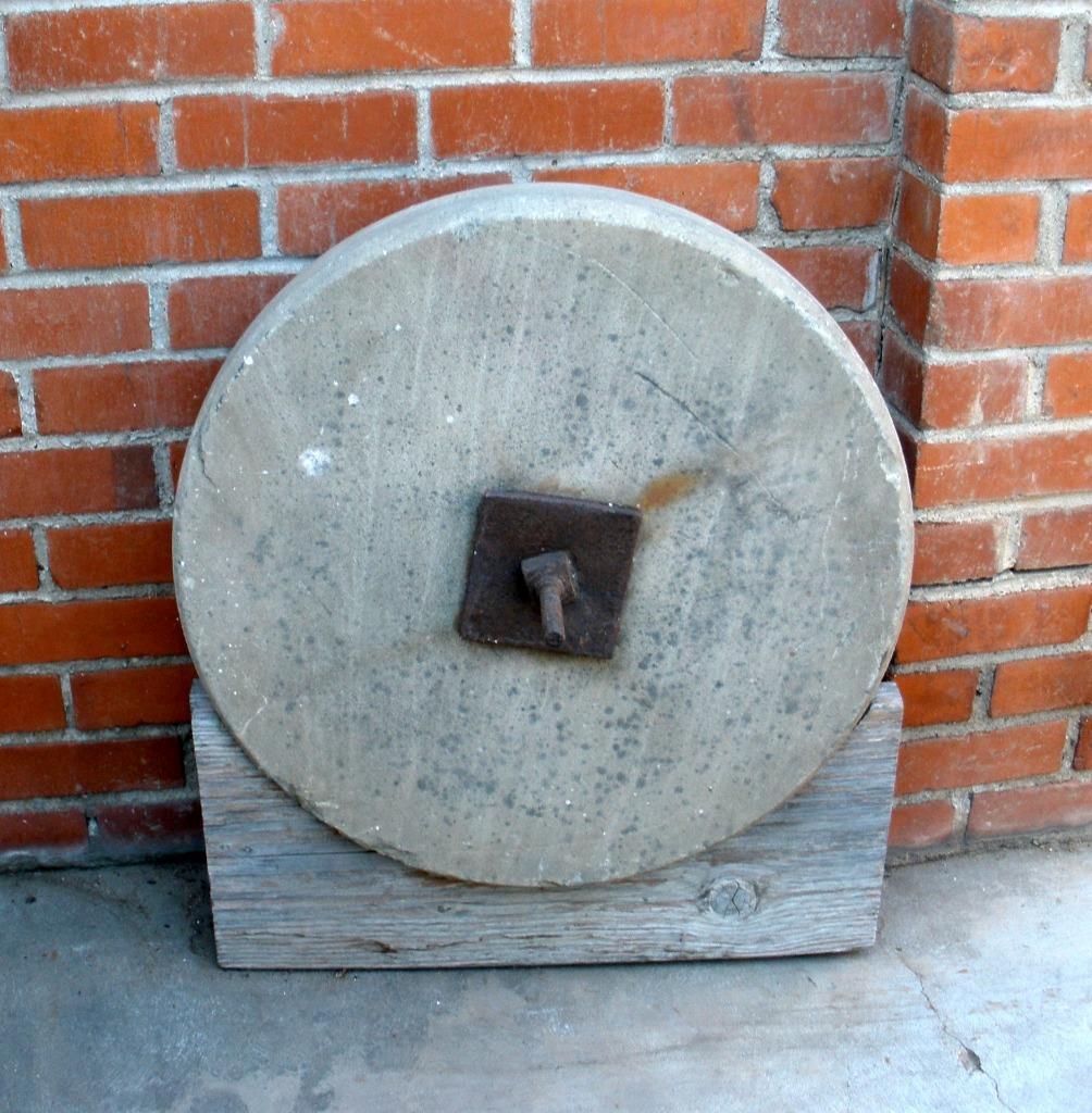 Vintage 24" Sandstone Grindstone Blacksmith Grinding Millstone ...