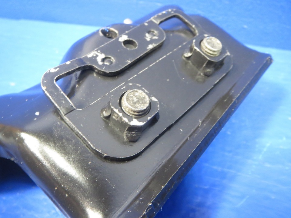 OEM 96-02 TOYOTA 4RUNNER LIFTGATE DOOR LATCH LOCK STRIKER W/BRACKET ...