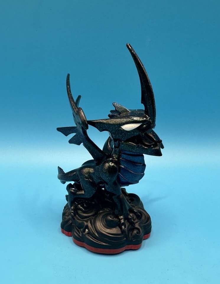Skylanders Trap Team Spotlight And Blackout Figures Fast Shipping ...