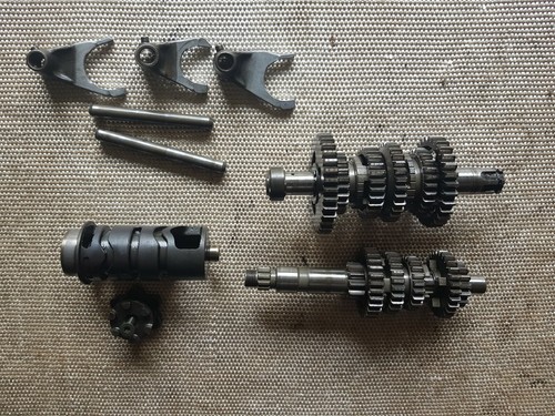 Yamaha xt 225 serow gearbox clusters input and output shift forks ...