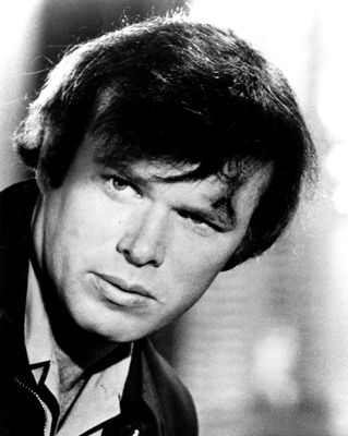 KEVIN TIGHE AS PARAMEDIC ROY DESOTO "EMERGENCY!" - 8X10 PUBLICITY PHOTO ...