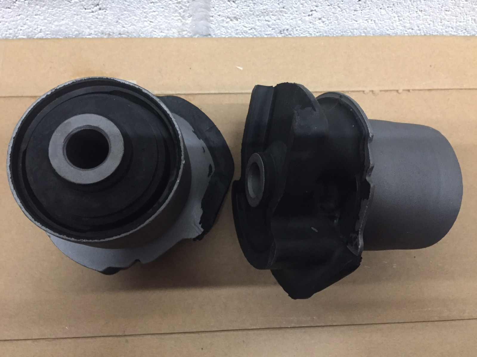 FOR TOYOTA ALPHARD REAR AXLE TRAILING CROSS MEMBER SUBFRAME BUSHING ...