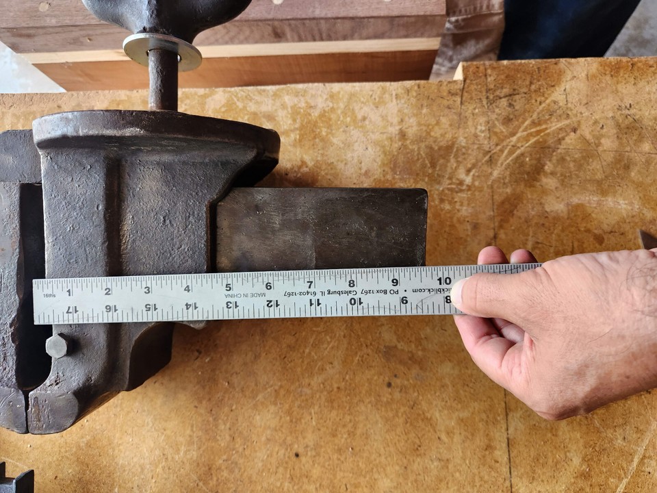 Vintage BENCH VISE. PRENTISS No 91 BULL DOG? Antique heavy tool ...