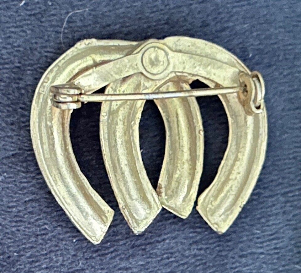 Vintage ESTATE Lucky Double Interlocking Horseshoes Gold Tone Brooch ...