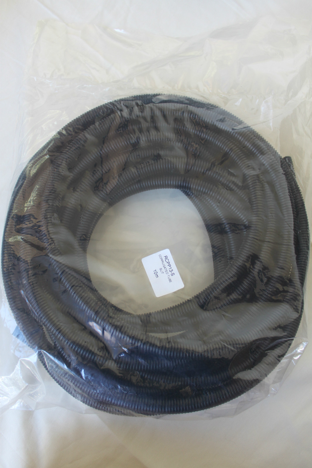 10 Metre 13mm ID Split Loom Corrugated Slit Tube Convoluted Conduit ...