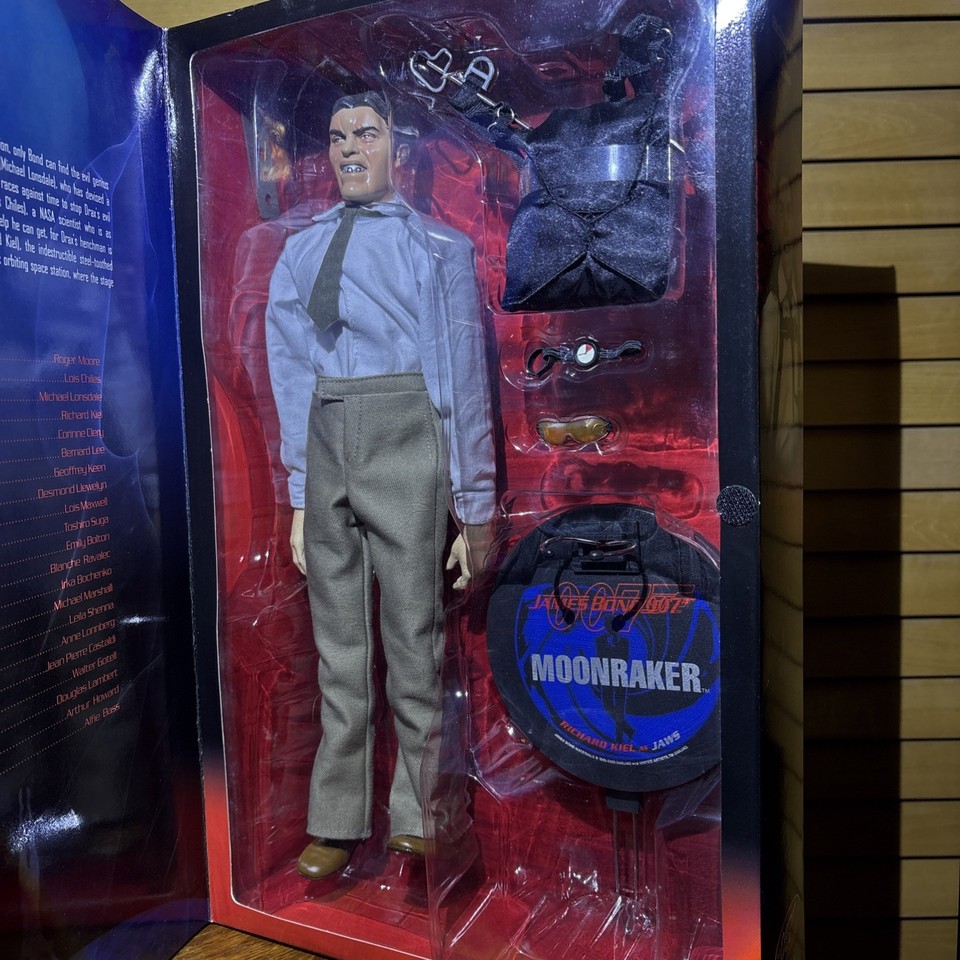 Sideshow 1/6 JAMES BOND 007 MOONRAKER RICHARD KIEL as JAWS Figure | eBay