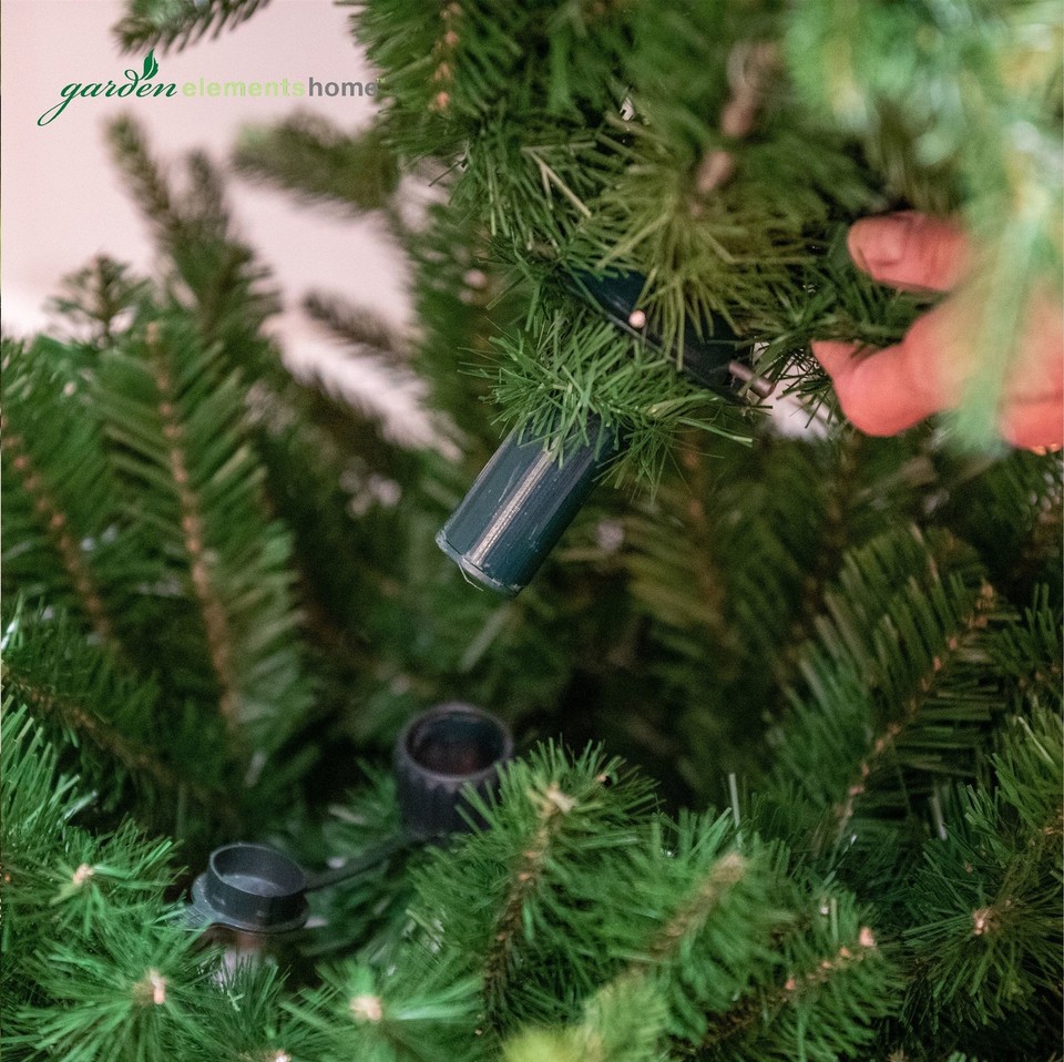 Garden Elements North Star Spruce Christmas Tree, 4.5 Feet, 200 LED ...