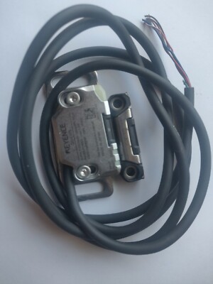 Keyence GS-11P5 Non-Contact Safety Interlock Switch (USED -TESTED) | eBay