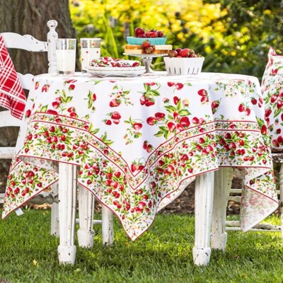 April Cornell Strawberry Basket Tablecloth 54 x 54 Breakfast Cloth ...