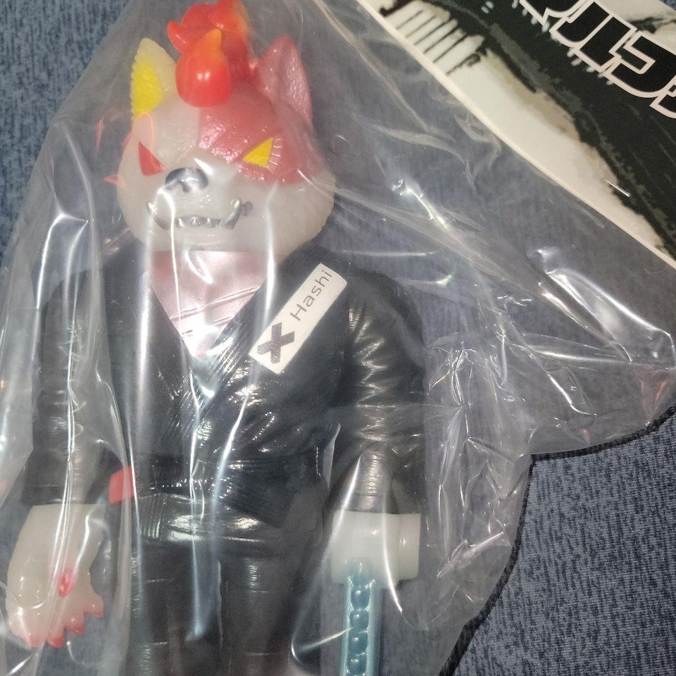 Red Shark Sofubi RED SHARK Ghost Dog Graveyard Gallery | eBay