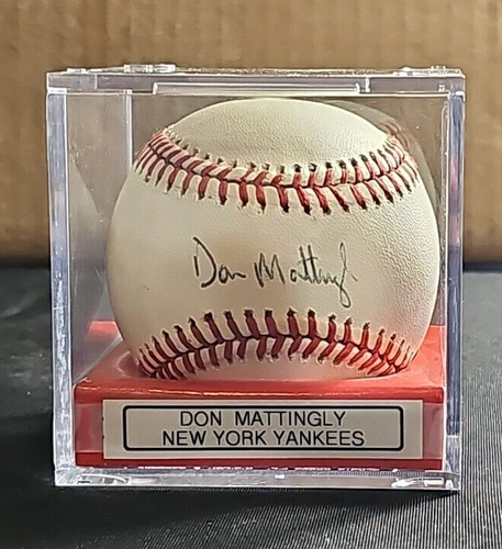 Don Mattingly Signed Autograph Auto Baseball w/cube (PSA/DNA Certified ...