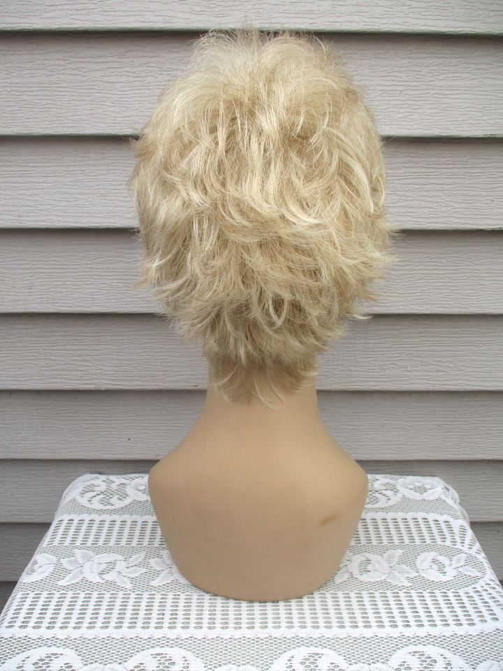 Estetica ? SPIKY MYSTERY WIG Size MINI PETITE ? R26/613 GOLDEN BLOND ...