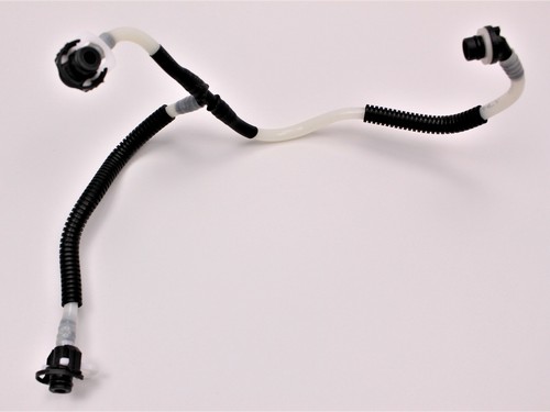 KRAFTSTOFFLEITUNG SCHLAUCH ROHR LECKÖLLEITUNG 3-WEGE 6110707632 ...