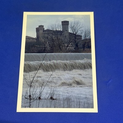 VIGNOLA CASTELLO E CASCATA - CARTOLINA A COLORI | eBay