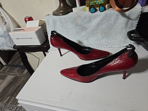 Richard Tyler Red leather heels With Black Bow # M 9 | eBay