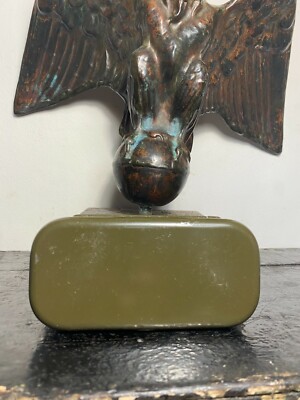 VINTAGE GREEN MILITARY ARMY SUNGLASSES BOX - OLD SMALL METAL GREEN ...