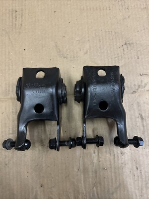 73 74 75 76 DUSTER 318 340 360 ENGINE MOTOR MOUNTS "PAIR" | eBay