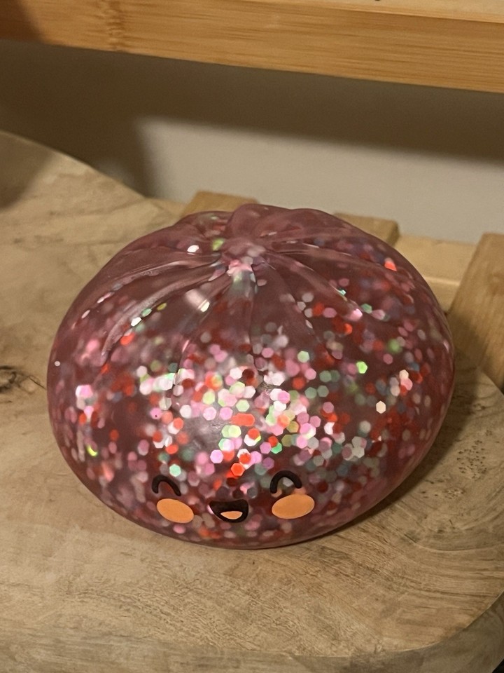 Squishy Bun Dumpling Mystery Blind Box Valentines Day RARE 5 Below Pink ...