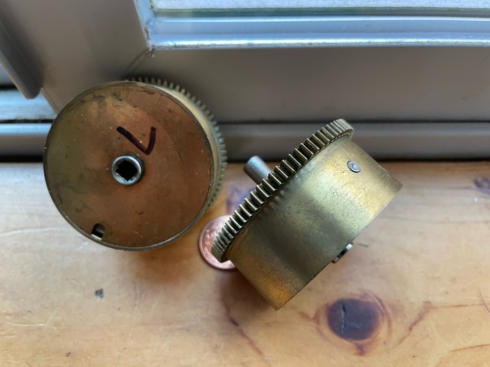 2 Clock Mainspring Barrel With Spring Clock Parts | eBay