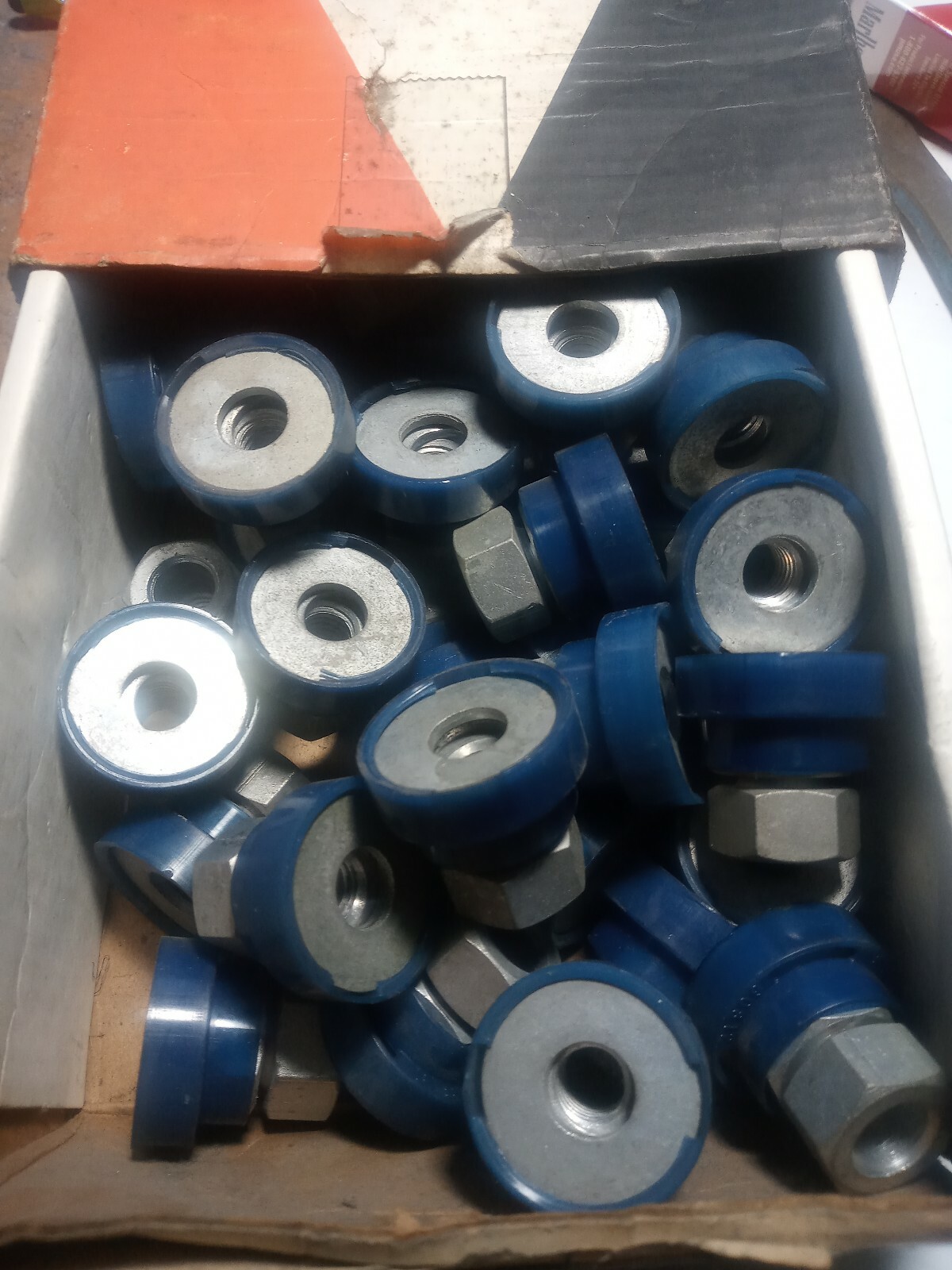 39 Box NEW Thomas & Betts 60812 Torque Indicating Nut 3/8 - 16 " Tork ...